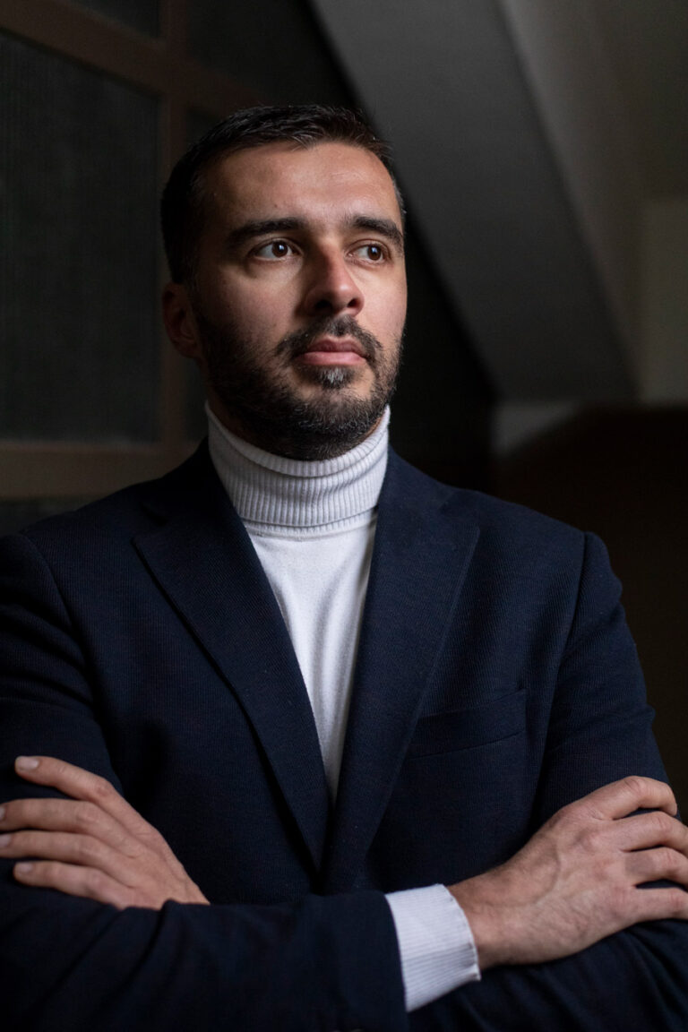 Savo Manojlović izlazi na izbore: Kome smeta, ko se raduje?