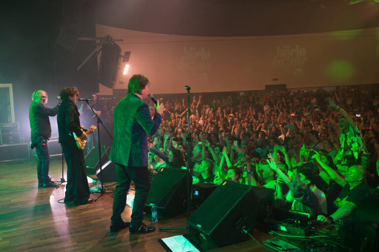Ekskluzivno: Bijelo dugme, koncert u Sarajevu - reportaža